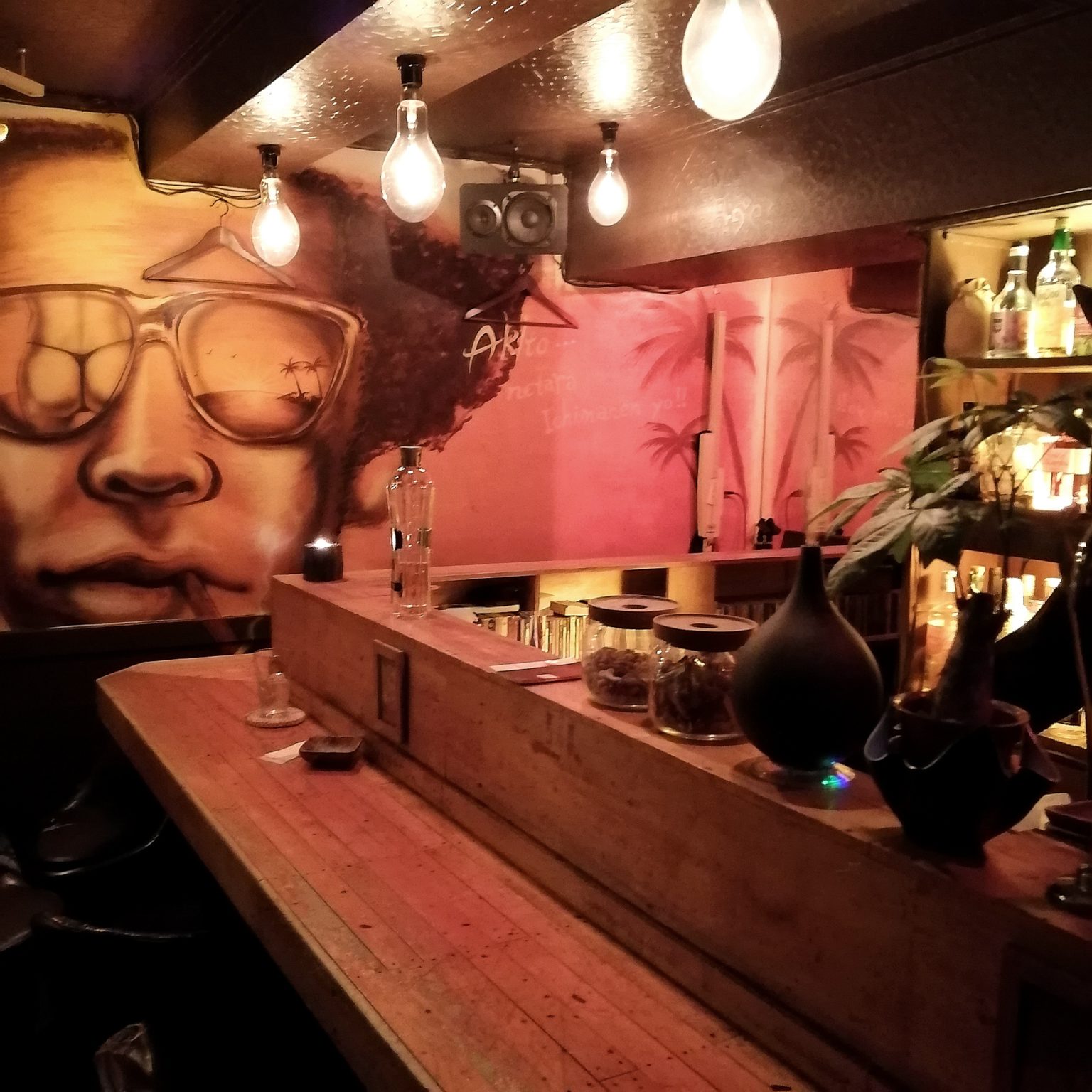 高円寺ミュージックバー「DRAWBER 2」飲みやすいカクテルの数々！レゲエがわからなくても楽しめる | ツブサ・スギナミ web